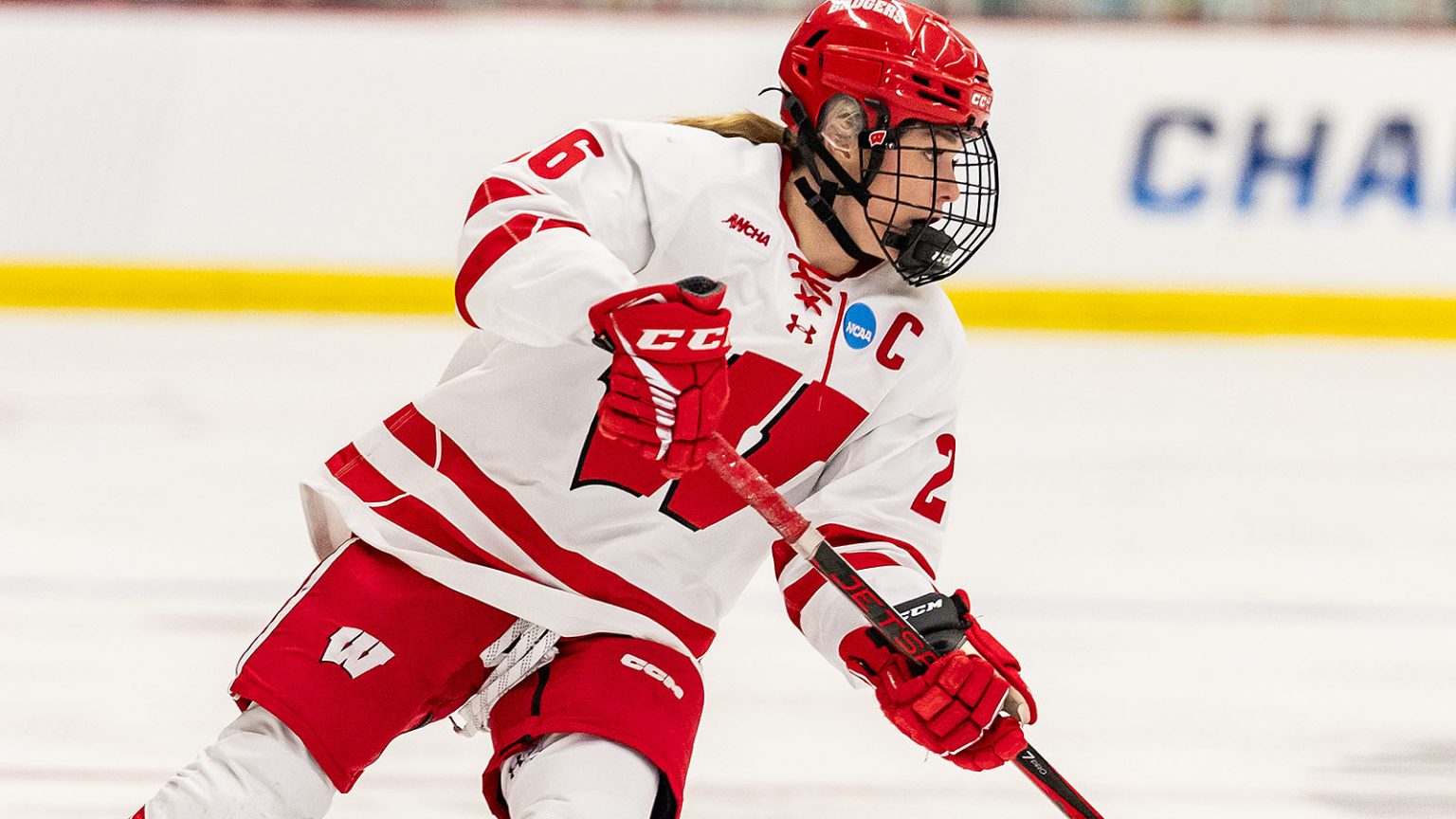 College Hockey Inc » Wisconsin Captain O’Brien Claims Patty Kazmaier Award